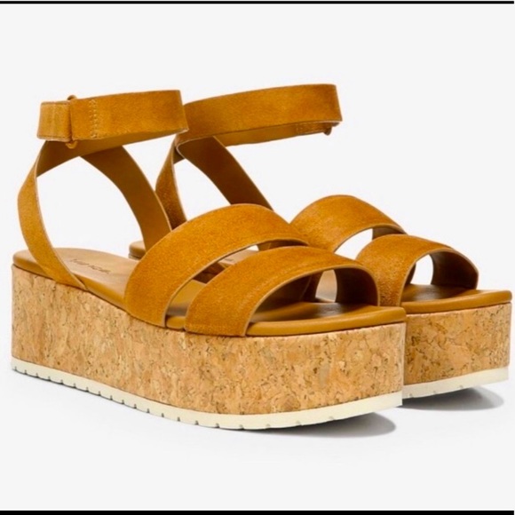 Vince | Shoes | Vince Jet Platform Sandals Size 55 Tan Never Been Worn ...